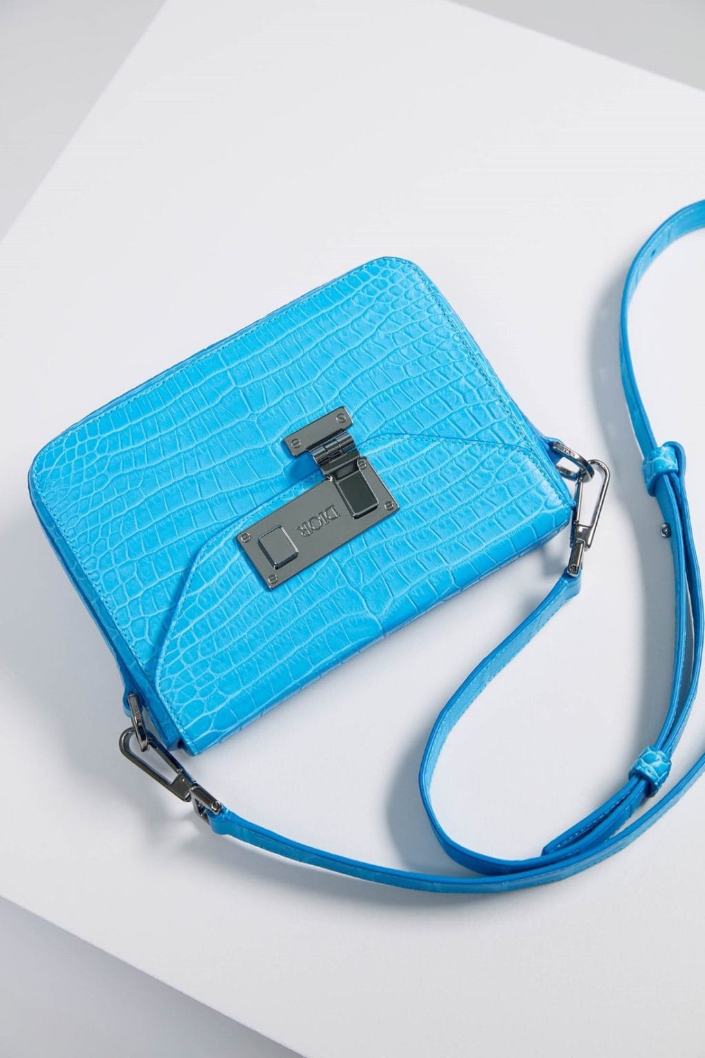 Dior Lock Bag, Les Nouveaux Must-have Irrésistibles De Dior Men ...